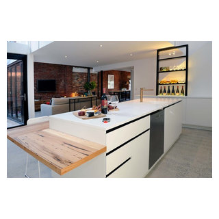 Corian Kitchen Benchtops and Splashbacks - Modern - Kitchen - Sydney ...