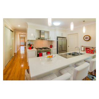 Coriedale Drive - Transitional - Kitchen - Sydney - by Brian Hopwood ...