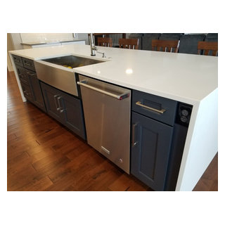 Cosmos Countertops - Modern - Kitchen - Chicago - by Von Tobel | Houzz