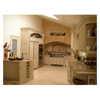 Country French kitchen - Traditional - Kitchen - Los Angeles - by Fran ...
