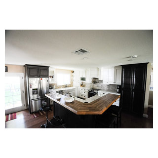 Country Kitchen - Farmhouse - Kitchen - Sacramento - by QUINLAN AND ...