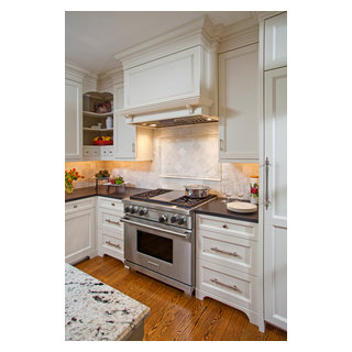 Country Manor Kitchen - Traditional - Kitchen - Philadelphia - by ...