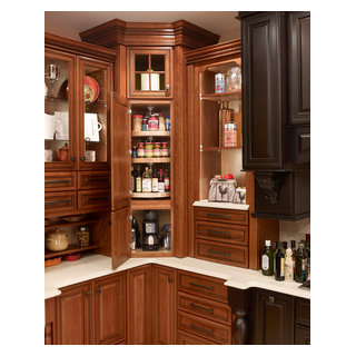 Covered Bridge Custom Kitchen and Bath Cabinets - Traditional - Kitchen ...