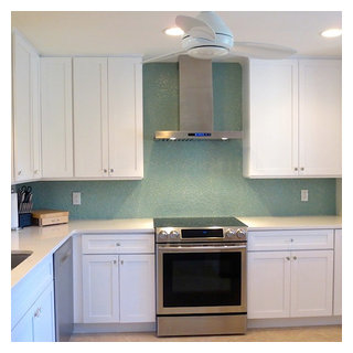Crackle Glass Kitchen Backsplash - Modern - Küche - Tampa - von ...
