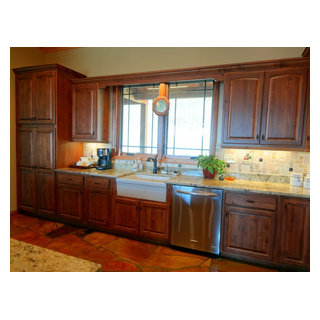 Cranberry // Rustic Kitchen - Rustic - Kitchen - Charlotte - by High ...