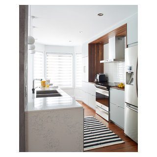 Cuisine moderne blanche / White modern kitchen - Contemporary - Kitchen ...