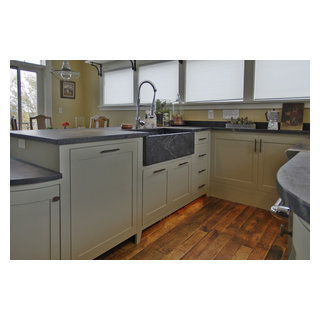 curved kitchen peninsula - Contemporary - Kitchen - Boston - by Dennen ...