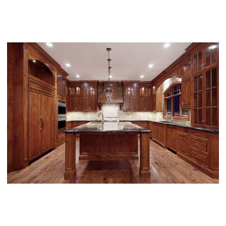 Custom alder kitchen - Classique - Cuisine - Calgary - par Veranda ...