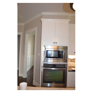 Custom Craftsman Style Kitchen - Arts & Crafts - Kitchen - Austin - by ...