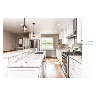 D.C. Kitchen w/ Island Riser - Modern - Kitchen - DC Metro - by Ready 2 ...