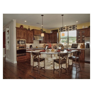Darby - Traditional - Kitchen - Austin - by David Weekley Homes | Houzz