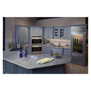 DBS Hamilton Bay Cape Cod Kitchen - Transitional - Kitchen - Boston ...
