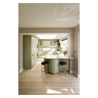 DECO SHEER - Contemporary - Kitchen - London - by TOMAS KITCHEN LIVING ...