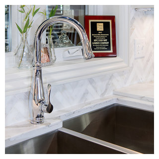 Decora Kitchen - MPC Builders Studio Showroom - Classique - Cuisine ...