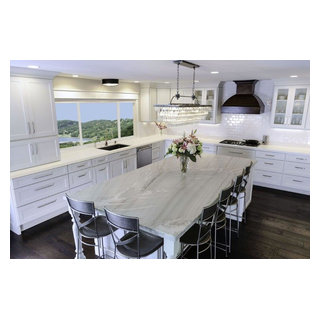 Dekton perimeter cabinets and Nuage Quartzite Island - Modern - Kitchen ...