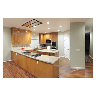 Denis Kitchen - Traditional - Kitchen - Sacramento - by Kiwi Woodworks ...