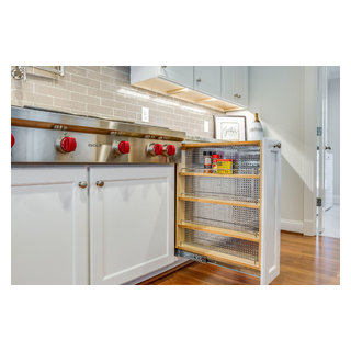 Deo Dara Main Floor - Transitional - Kitchen - Birmingham - by Highland ...