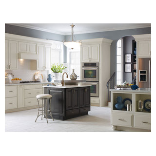 Diamond Sullivan Kitchen Cabinets - Traditional - Kitchen - Other - by ...