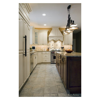 Divine Kitchens LLC - Traditional - Kitchen - Boston - by Divine Design ...