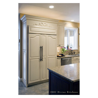 Divine Kitchens LLC - Traditional - Kitchen - Boston - by Divine Design ...