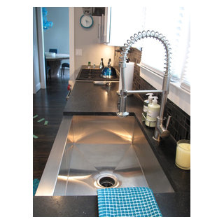 Double Front Porch Estate - Industrial - Kitchen - Birmingham - by User ...