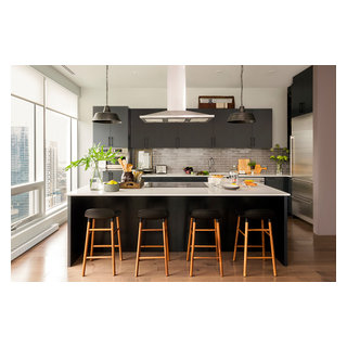 Downtown Montreal kitchen - Contemporary - Kitchen - Montreal - by Jean ...