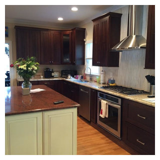 Dual Color Kitchen - Traditional - Kitchen - Richmond - by Artistic ...