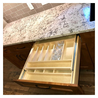 Dura Supreme Cabinets Knotty Alder Butternut Romanix Granite Galley ...