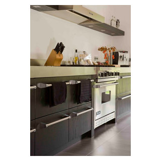 DUTCH kitchens: TRADITIONAL style - Transitional - Kitchen - New York ...