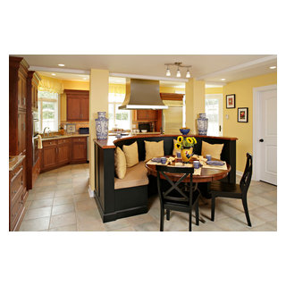 Dwyer Kitchen - Traditional - Kitchen - Newark - by Sawhorse Designs ...