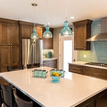 Eagle Rock Sable Glaze Kitchen - Photos & Ideas | Houzz