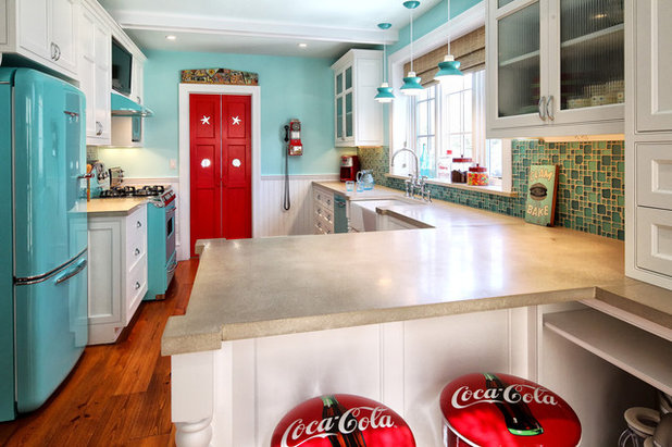 10 Kitchens That Nail Red, White and Blue