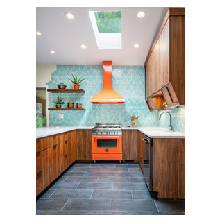 Eclectic Patterned Kitchen Tiles in Hexite - エクレクティック - キッチン - デンバー ...