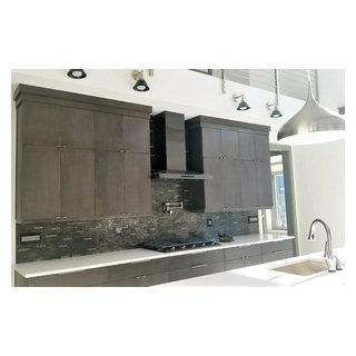 Eden Mosaic Tile Installations: Black Stainless/Black Wave Glass Mosaic ...