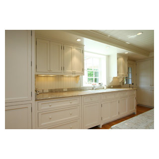 Edgartown Harbor Makeover - Beach Style - Kitchen - Boston - by Patrick ...