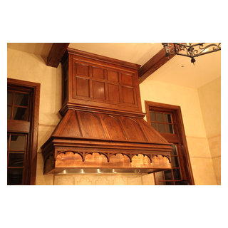 English Paneling - Residential - Traditional - Kitchen - Dallas - by ...