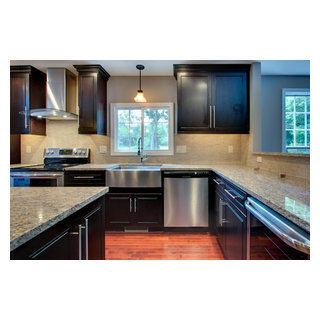 Expresso Maple - Traditional - Kitchen - Boston - by J&K Cabinetry | Houzz