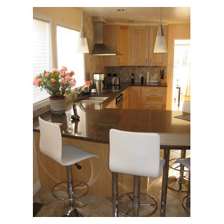 Extended breakfast bar - Modern - Kitchen - Ottawa - by Greely Pro ...