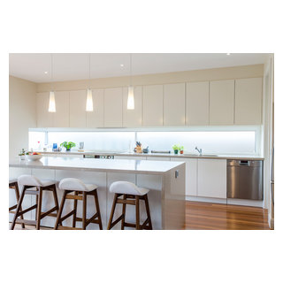 Extravagant Spacious Kitchen in Burwood East - Contemporary - Kitchen ...