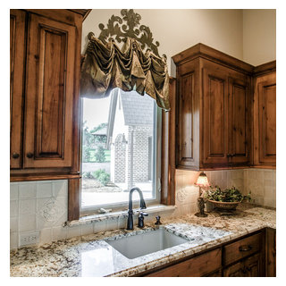 Fabulous DALLAS! - Traditional - Kitchen - Dallas - by Doane Designs ...