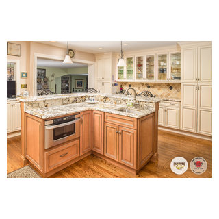 Fabuwood Kitchens built by Beatty Lumber & Millwork Co. - Traditional ...