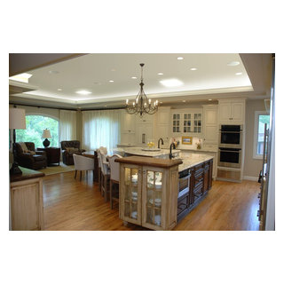 Family Kitchen - Traditional - Kitchen - St Louis - by Beck/Allen ...