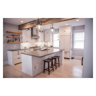 Farmhouse in the City - Farmhouse - Kitchen - Philadelphia - by Bella ...