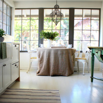 Farmhouse Kitchen Window - Photos & Ideas | Houzz
