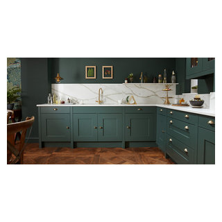 Fitzroy - Traditional - Kitchen - Dublin - by Dukes Kitchens | Houzz