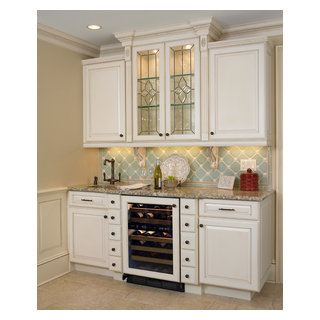 Five Star Kitchens Portfolio - Traditional - Kitchen - New York - by ...