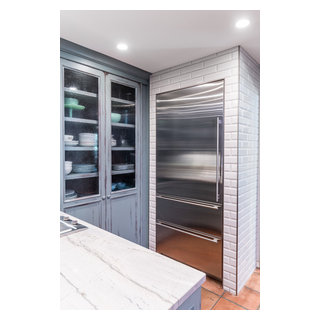 Flexible Design - Farmhouse - Kitchen - Indianapolis - by Conceptual ...