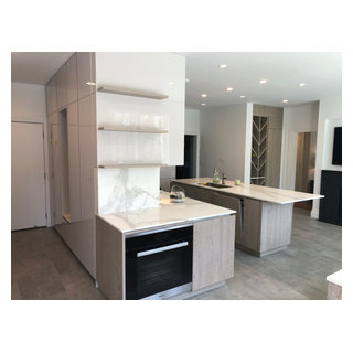 Floating Shelves | Rye NY | Kitchen & Family Room Bar - Modern ...