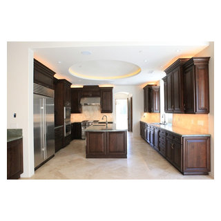 Formal Elegance - Traditional - Kitchen - Los Angeles - by The Kitchen ...