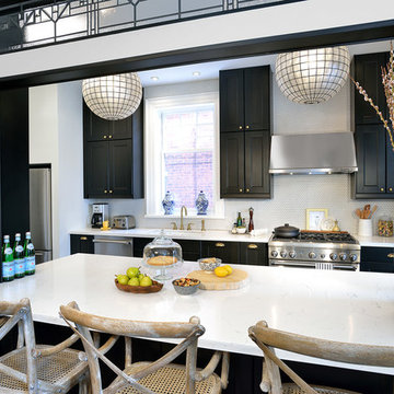 Foton och inspiration för kök, med bänkskiva i kvartsit och stänkskydd ...